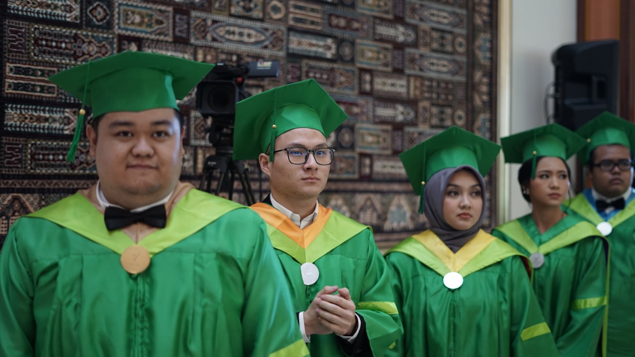 KALBIS Institute Luluskan 473 Wisudawan, Harapkan Mereka Bisa Menjadi ...